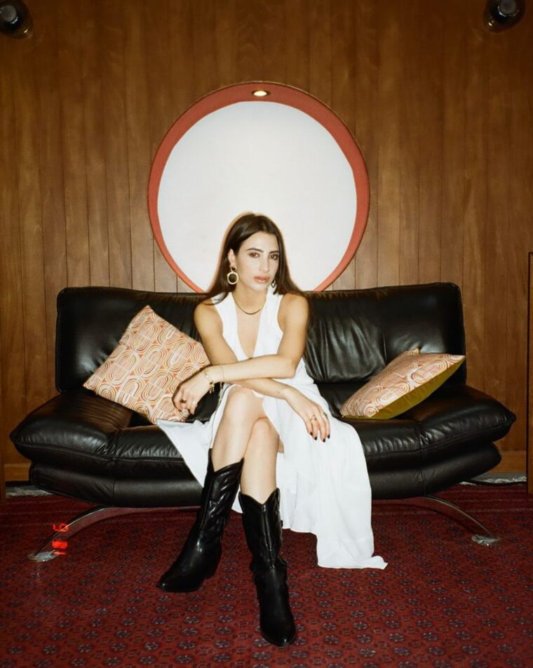 Edith's Sonic Memoir: 'In This House We Celebrate Heartbreak' Invites ...