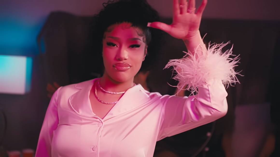 Shemara London Unveils Debut Music Video For '21'