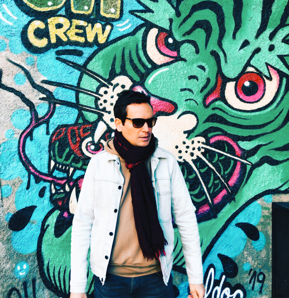 JohnT Unveils New Electro-Pop Anthem "Desire,"