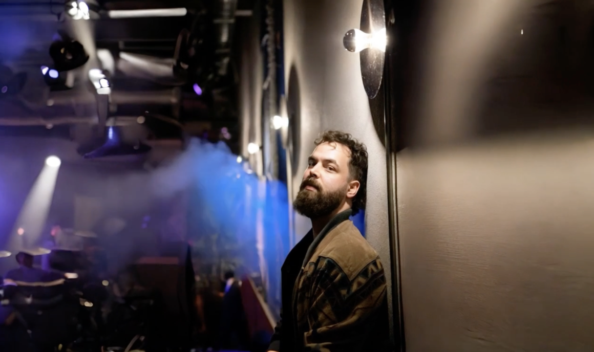 Jasper Erkens Delivers Heartfelt Reflection in 'Get Out of Your Own Way'