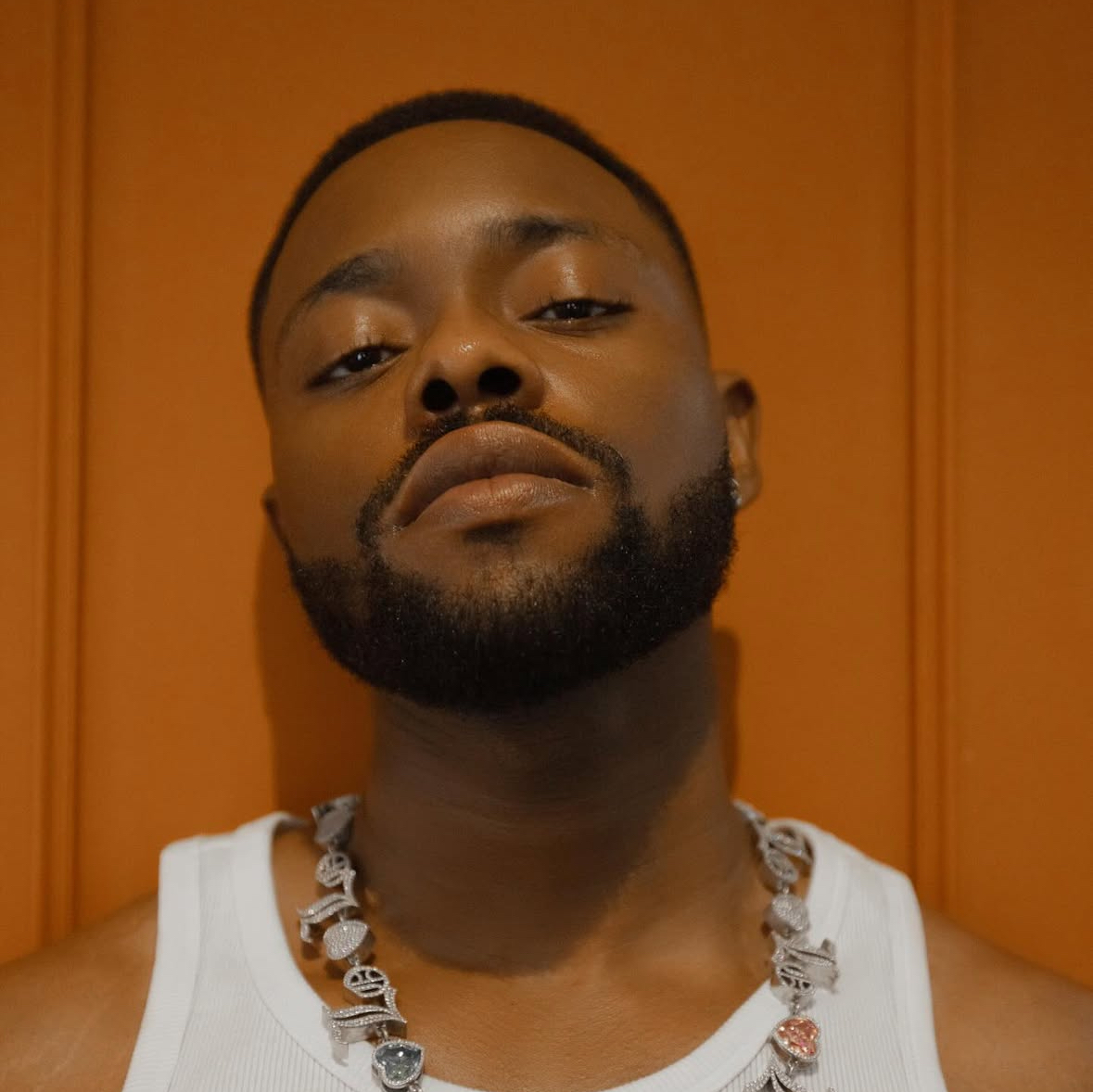 Lojay Steps Out With Delivering Heartfelt Narratives In “Somebody Like You”