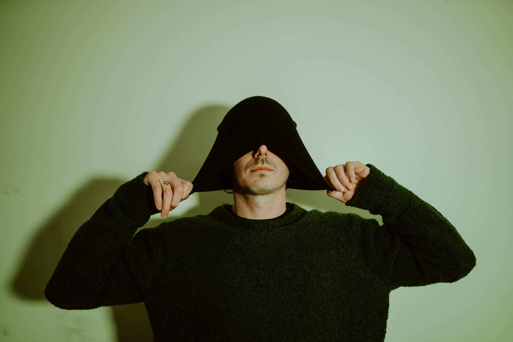 Ryan John Clary Delivers Cathartic Sophomore Album 'bandit.'