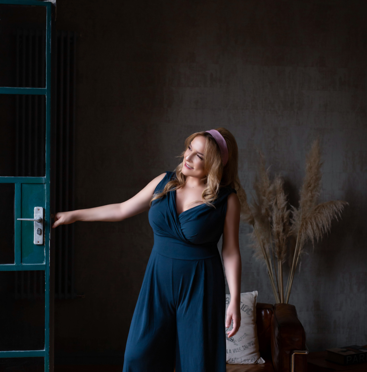 Sasha Joy Shares Emotive Single 'Summer's Come'